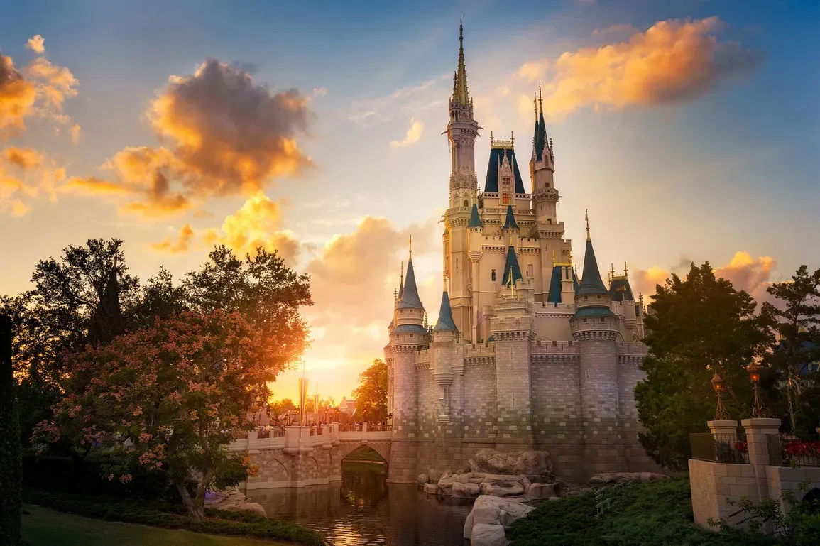 Enchanting Disney Escape | LuxGive